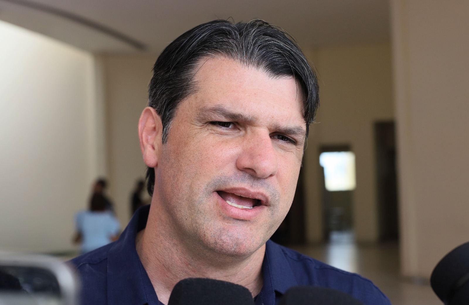 Léo Bezerra reclama de postura do PSB e diz que vereadores do partido ...